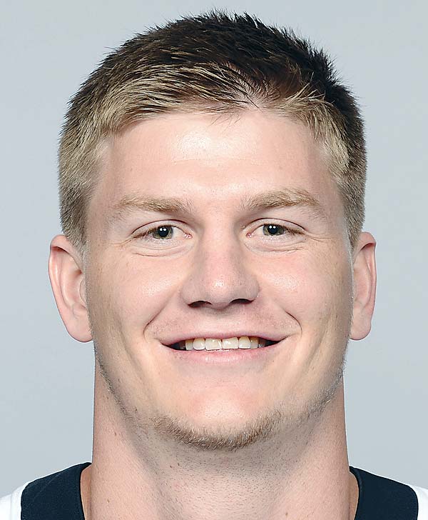 Lahainaluna grad Loewen saves man from SUV that fell from parking ...